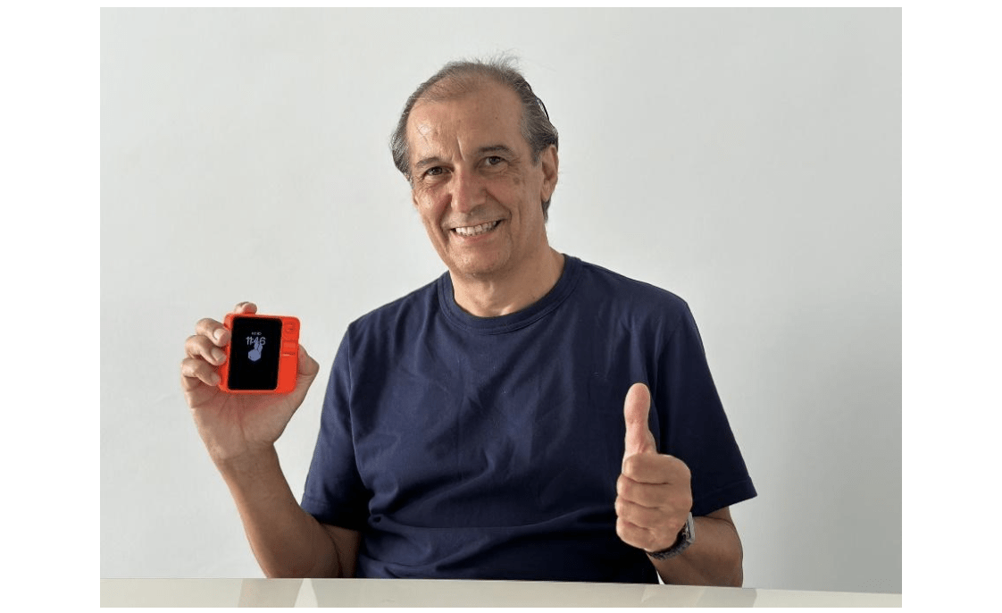 ¡Por fin llegó el Rabbit R1! - Adolfo Ramírez